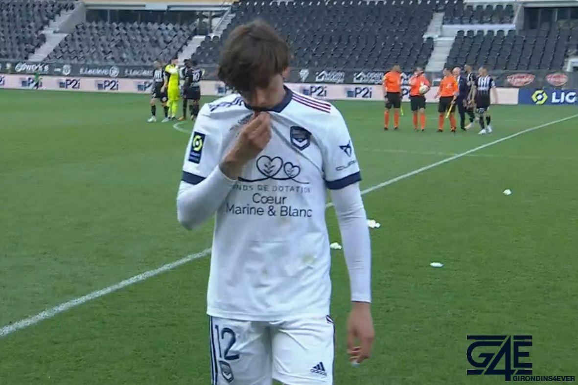 Girondins4Ever - Yon Ecenarro : "Ricardo Mangas. C’était un sketch. Il était perdu sur le ...