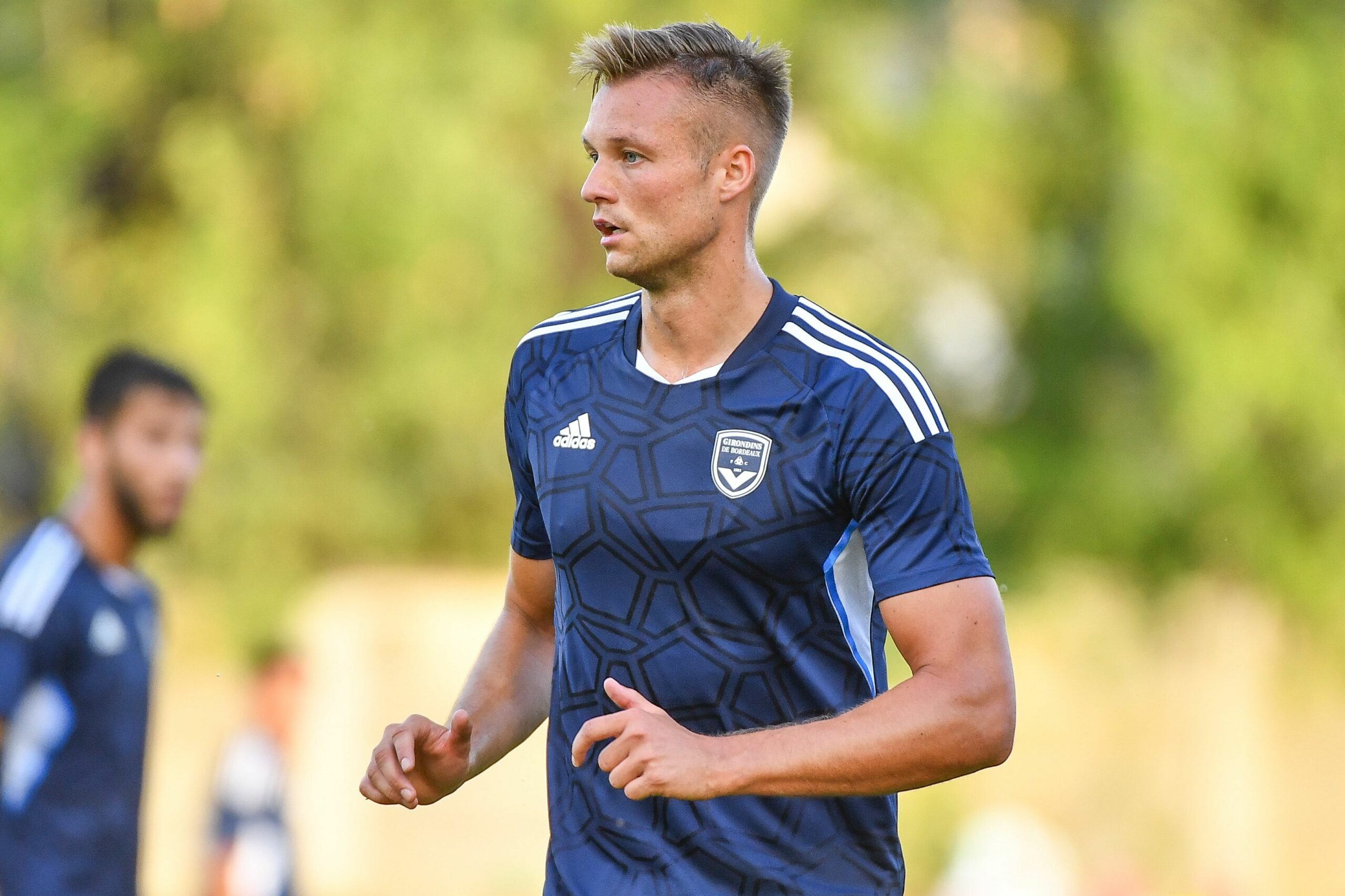 Girondins4Ever - Yon Ecenarro : "Il est dans le projet, et on a toujours besoin d’un frigo dans ...