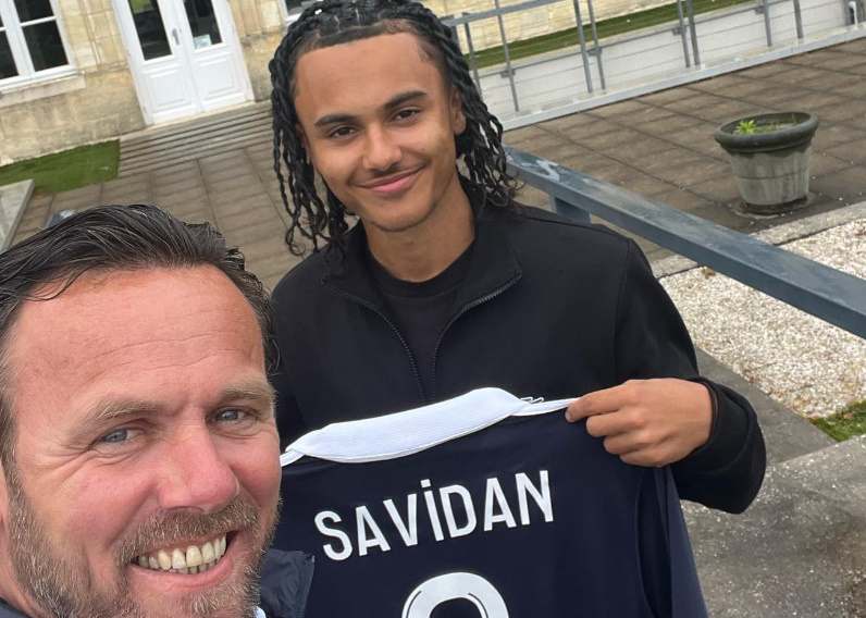 Girondins4Ever - Le fils de Steve Savidan, Marius, signe son premier ...