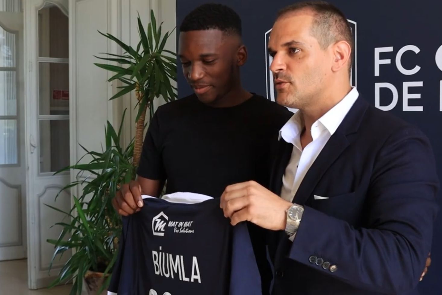 Girondins4Ever - Emmanuel Biumla signe professionnel aux Girondins de ...