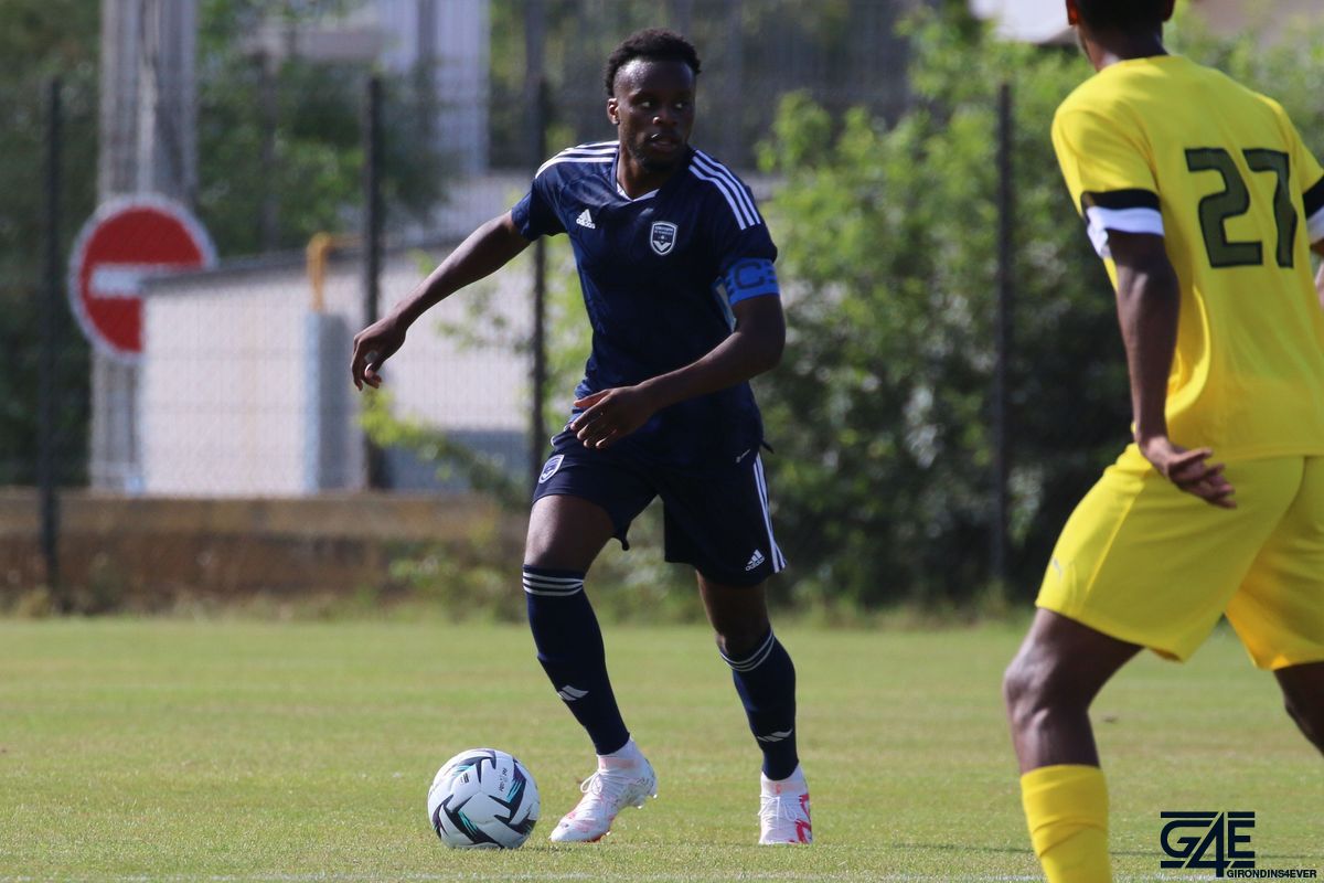 Girondins4Ever - Une offre à venir de Feyenoord pour Junior Mwanga