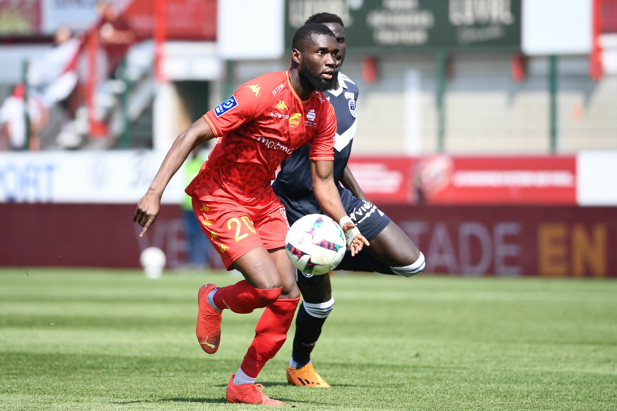 Girondins4Ever - Les Girondins de Bordeaux signent un défenseur central ...