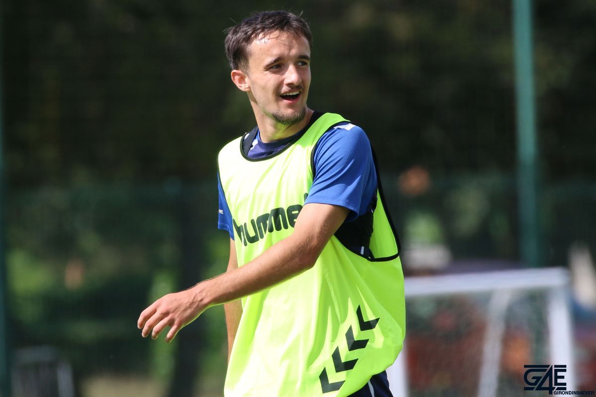 Girondins4Ever - Jean Grillot, l'étoffe d'un capitaine ? Le défenseur ...