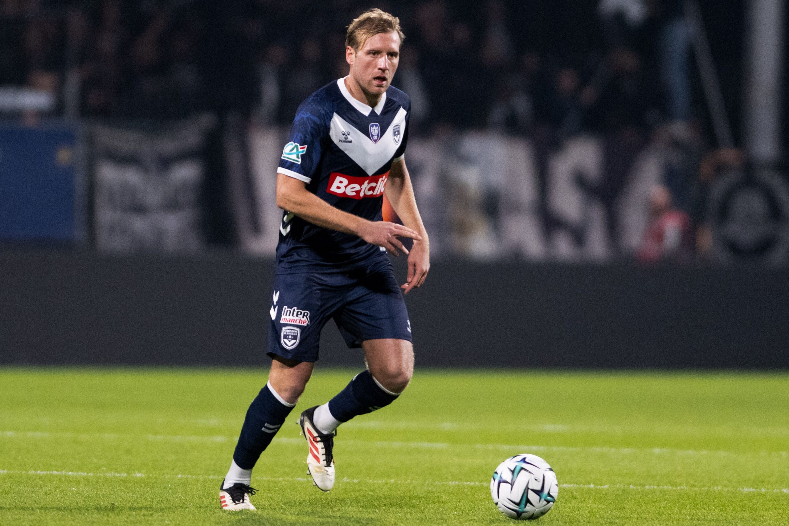 Girondins4Ever - Julien Bée : "Semaine après semaine, Ruben Droenhle ...